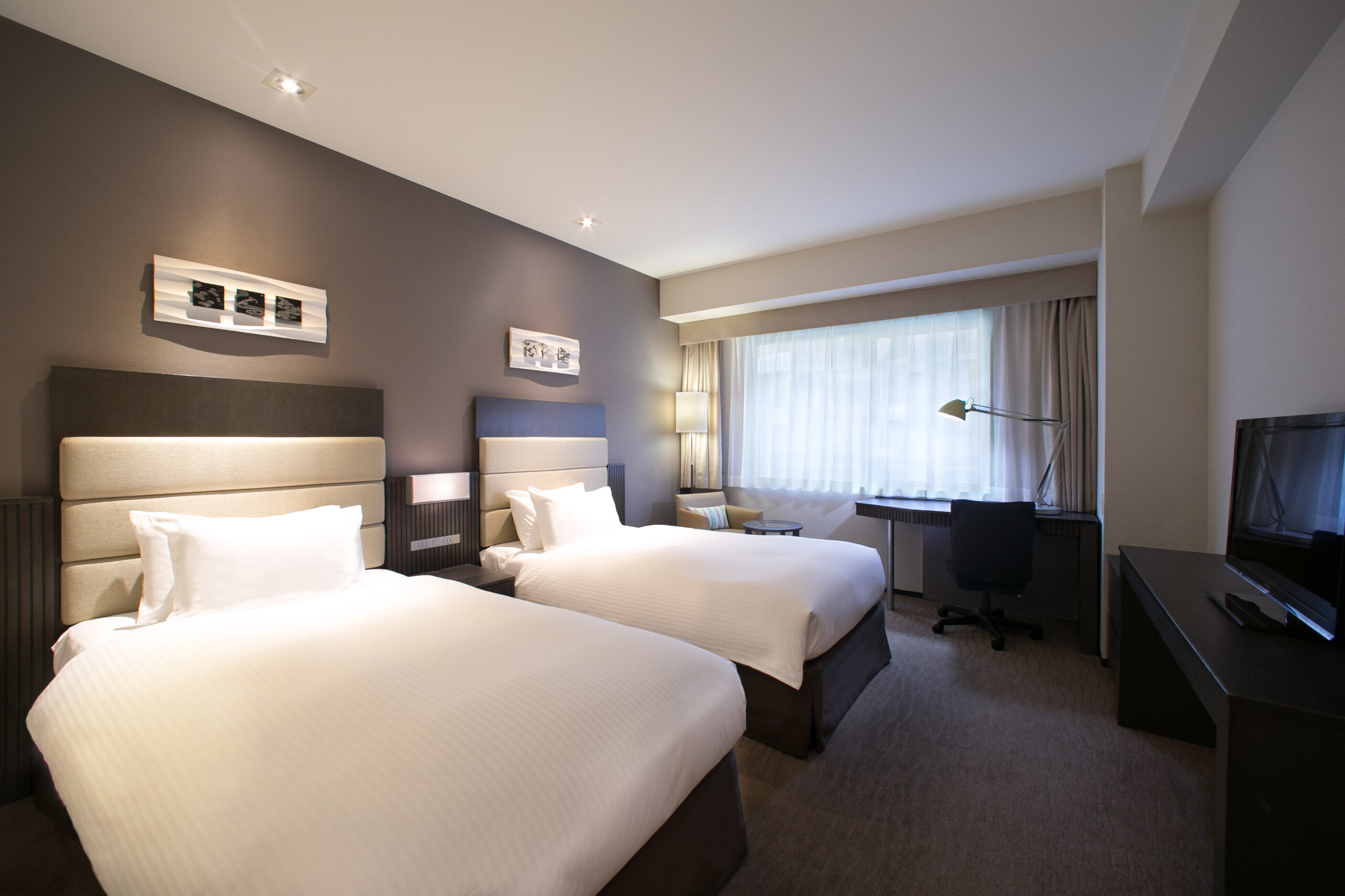 Room｜A memorable trip from Holiday Inn Osaka Namba